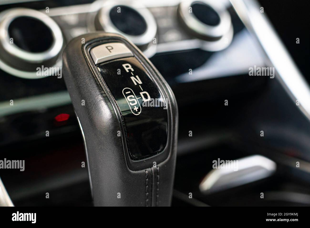 Automatic gearshift hi-res stock photography and images - Alamy
