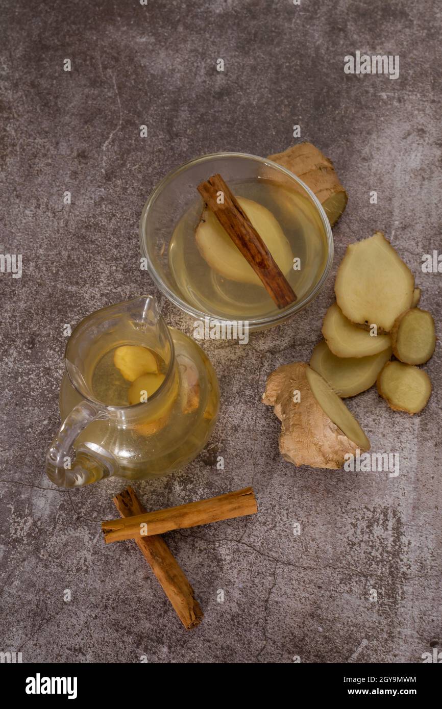 ginger and cinnamon tea Stock Photo - Alamy