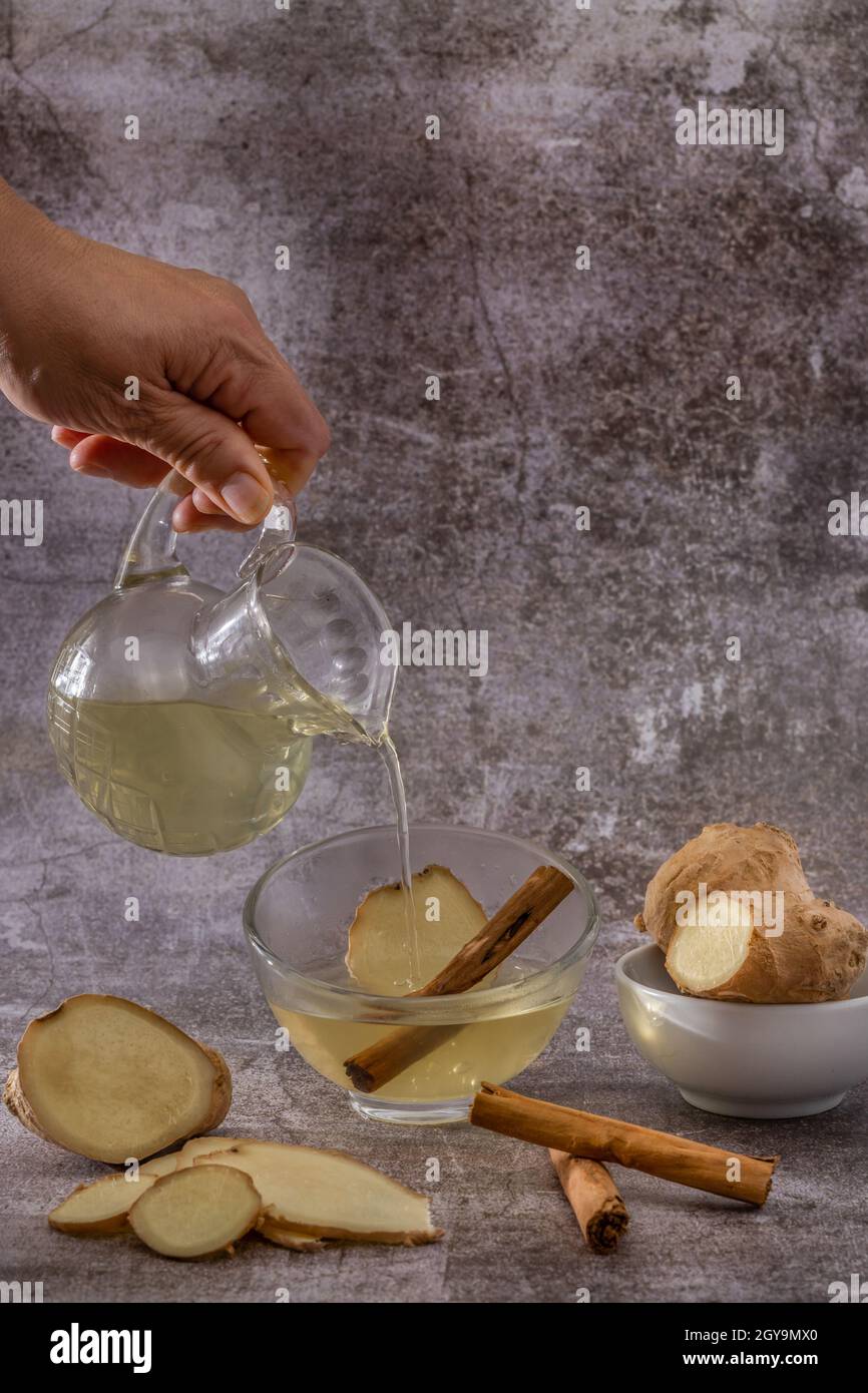 ginger and cinnamon tea Stock Photo - Alamy