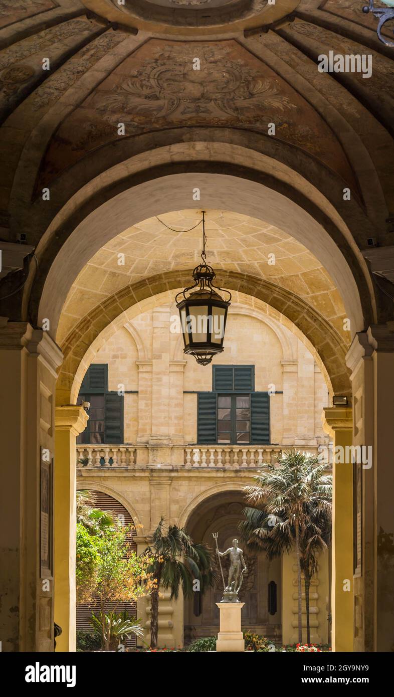 Multi arched entrance hi-res stock photography and images - Alamy