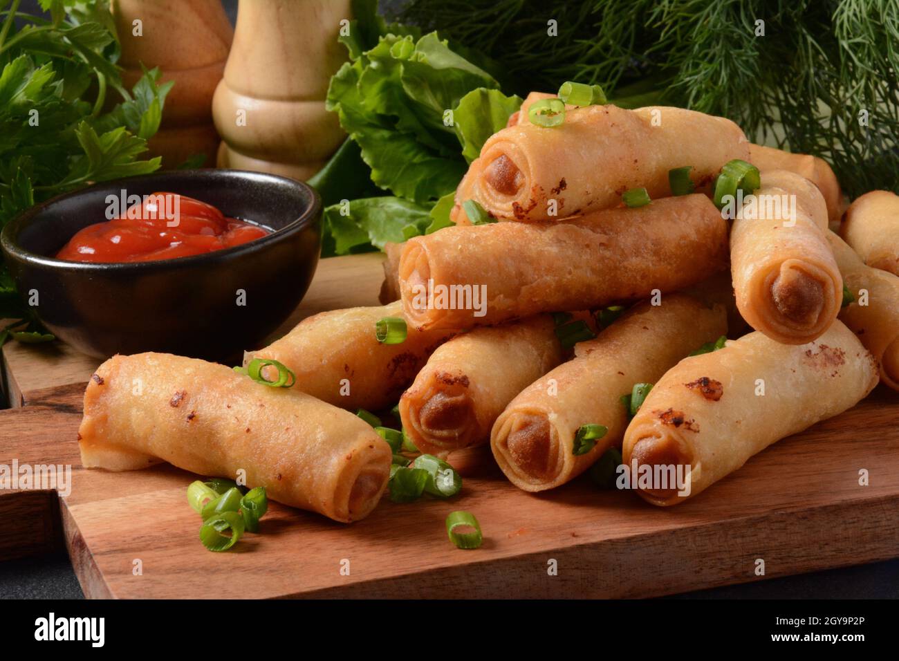Deep Fried Turkish Cigar Shaped Rolls - Spring roll Sigara Borek ...