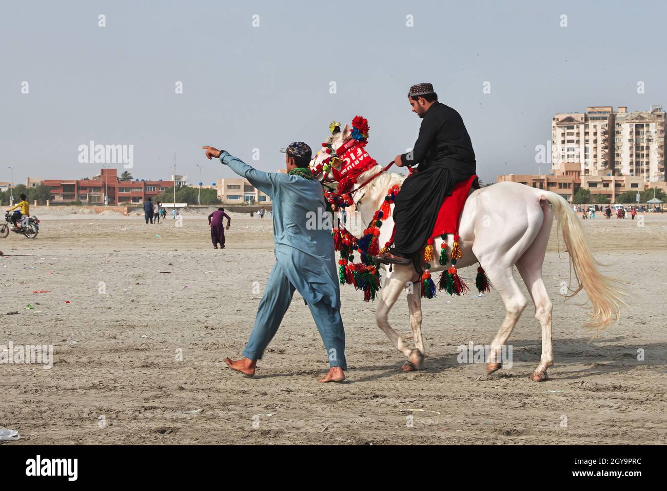 Lifestyle in Clifton Beach in Karachi, Pakistan Stock Photo - Alamy