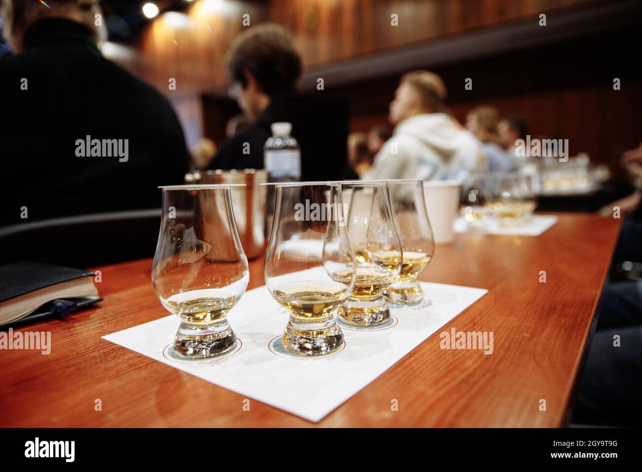 Whiskey degustation hi-res stock photography and images - Alamy