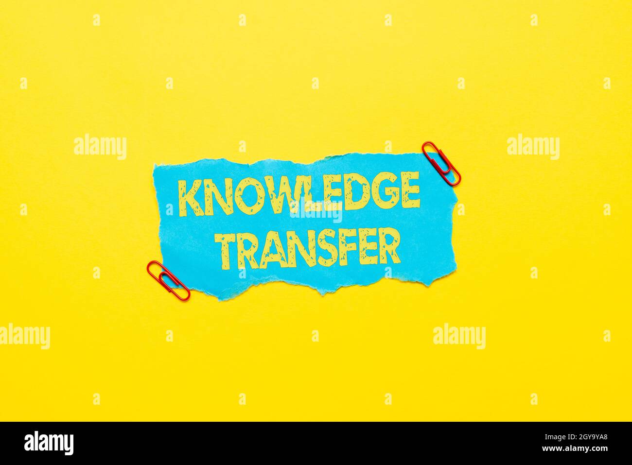 Text showing inspiration Knowledge Transfer, Business idea sharing or ...