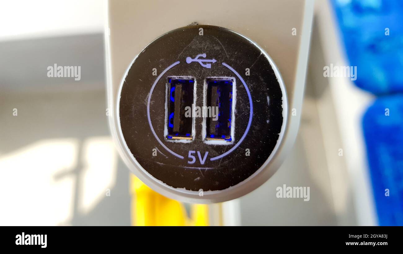 Car gadgets interior hi-res stock photography and images - Alamy