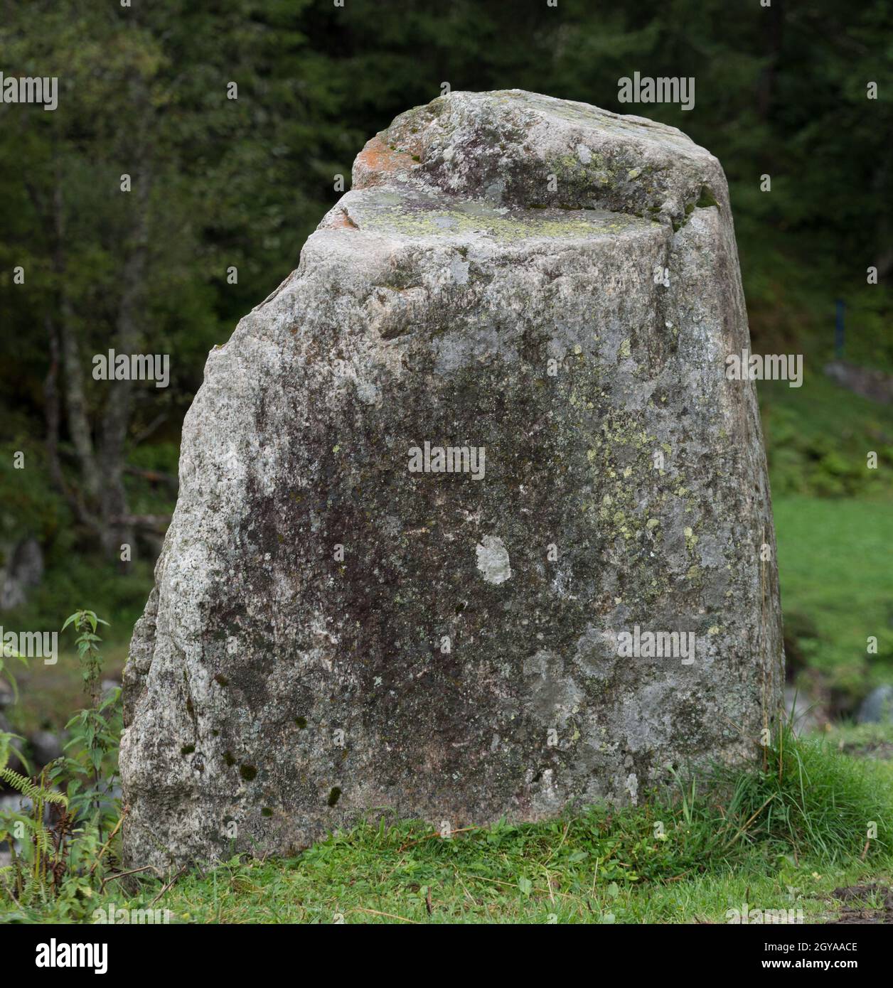 Stone formation in landscape Stock Photo - Alamy