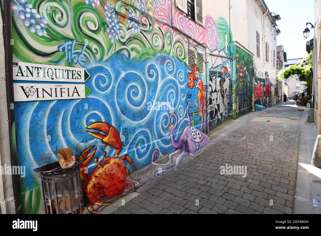 Graffiti en hi-res stock photography and images - Alamy