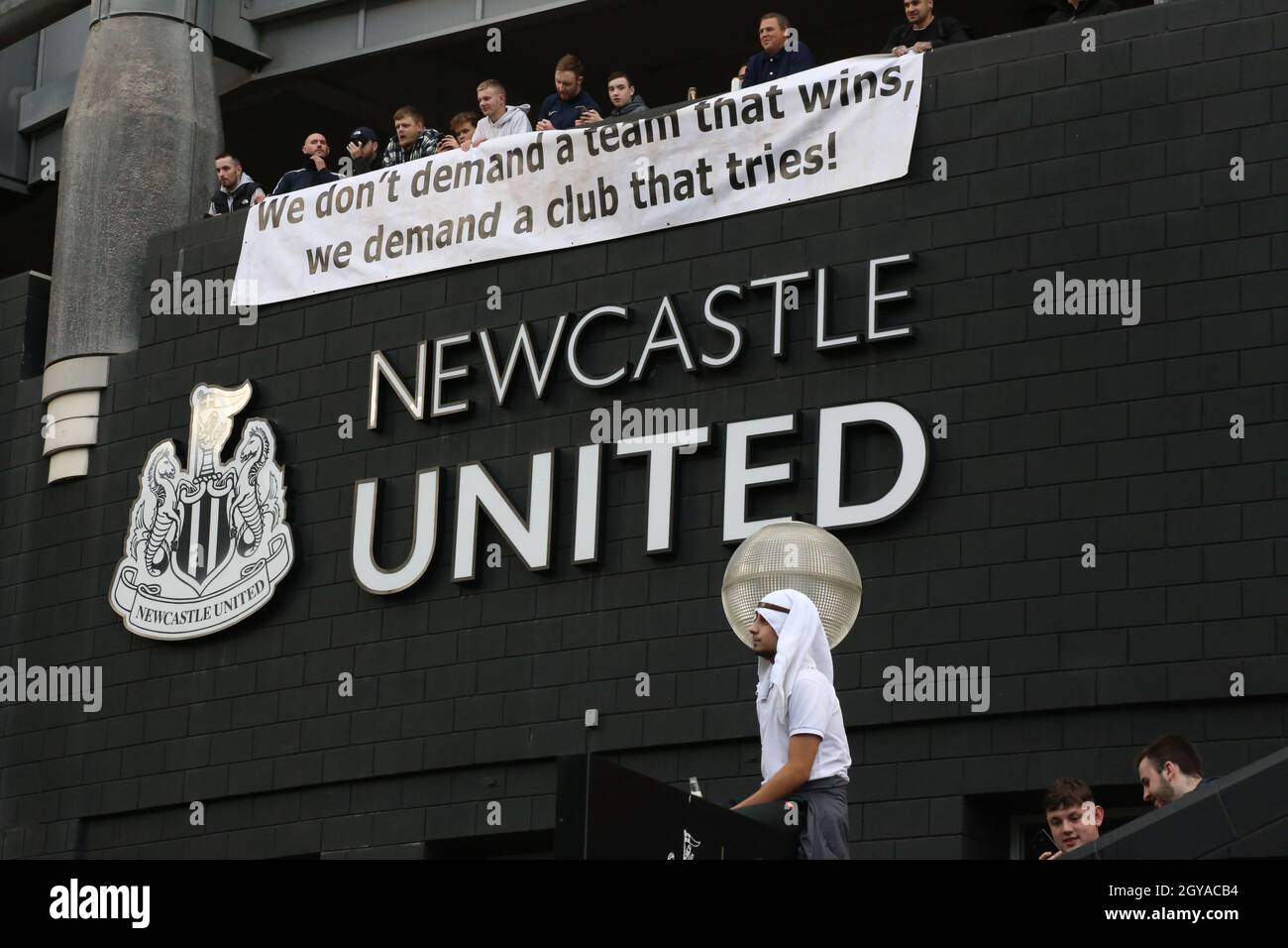 St james park takeover celebrations hi-res stock photography and images ...