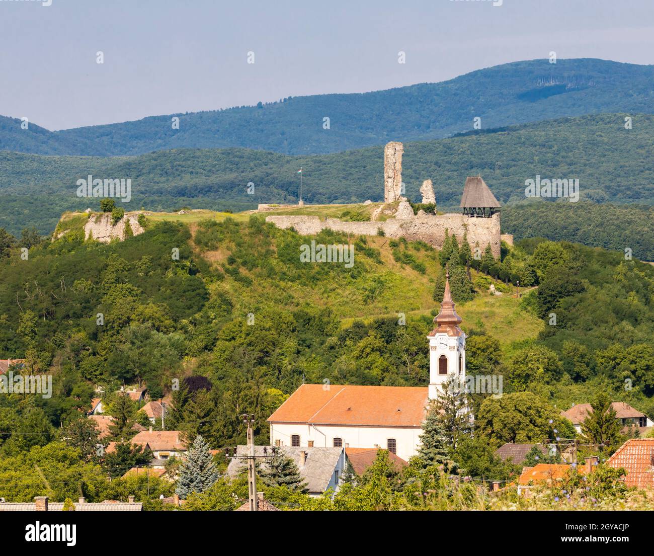 Castle of Nograd, region Nothern Hungary Stock Photo - Alamy