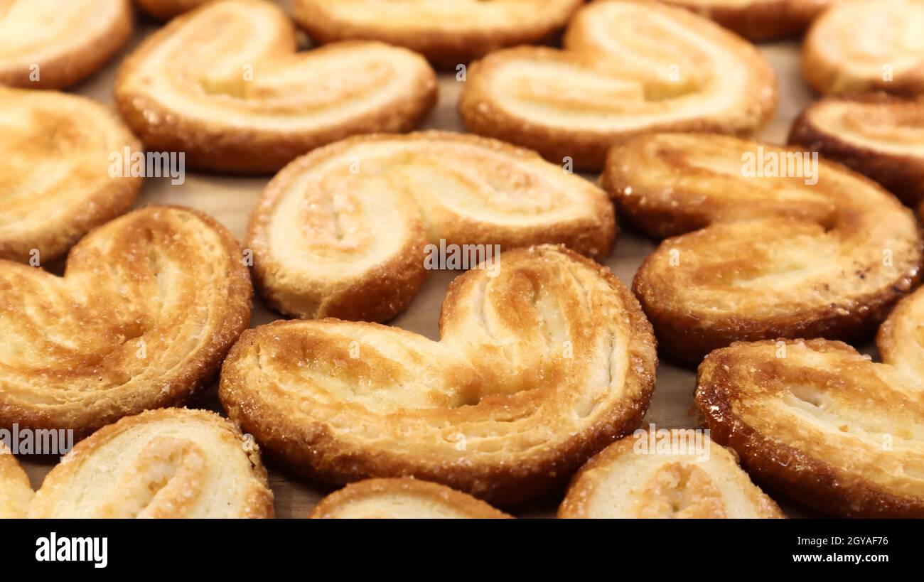 Pig shaped cookie hi-res stock photography and images - Alamy