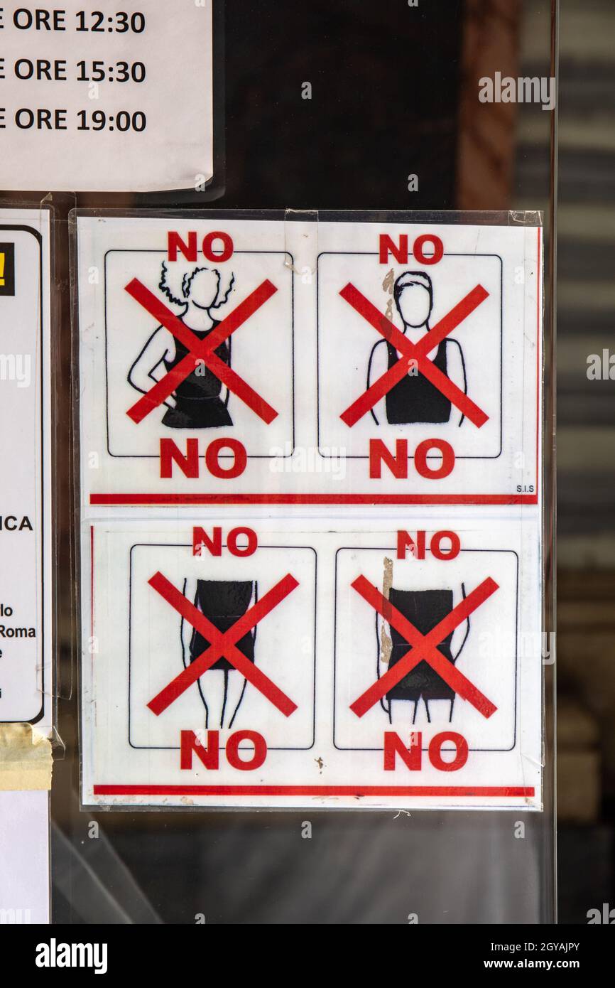 Dressing instructions hi-res stock photography and images - Alamy