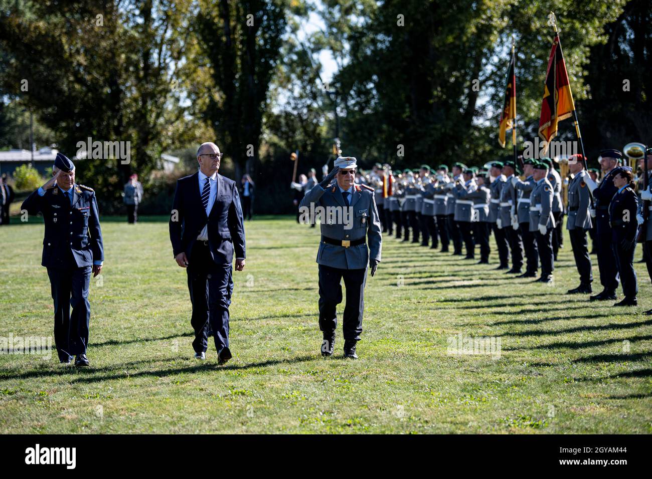 07 October 2021, Brandenburg, Schwielowsee/Ot Geltow: Colonel Olaf ...