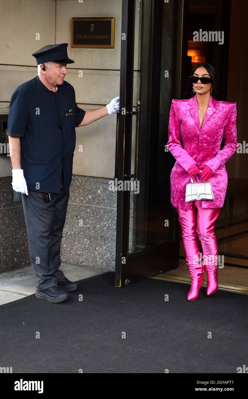 New York, NY, USA. 7th Oct, 2021. Kimm Kardashian West out and about ...