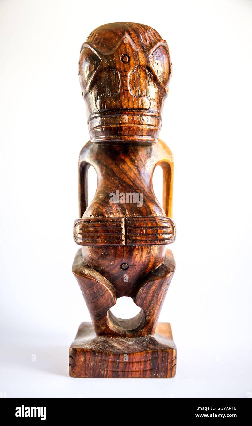 traditional wooden Polynesian tiki from Marquesas Islands. Isolated on ...