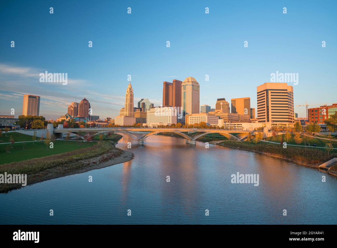 View of downtown Columbus Ohio Skyline at Sunset Stock Photo - Alamy