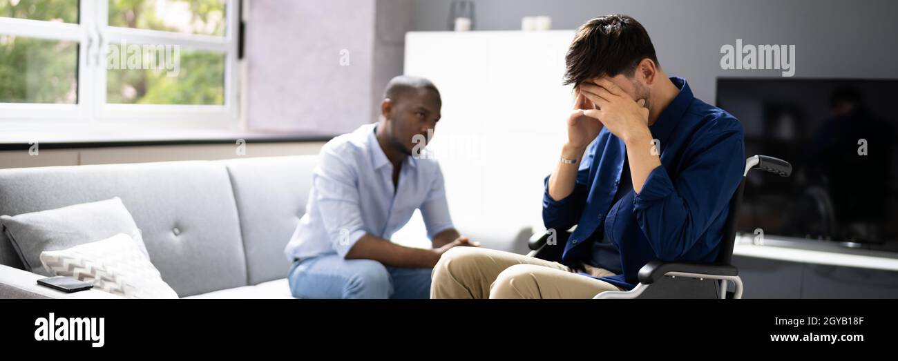 People fighting hi-res stock photography and images - Alamy