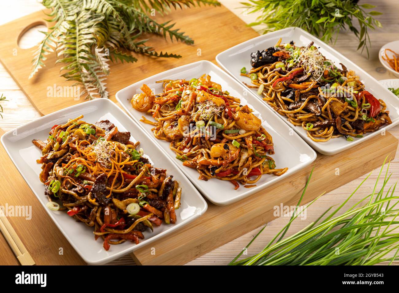 Asian food dishes hi-res stock photography and images - Alamy