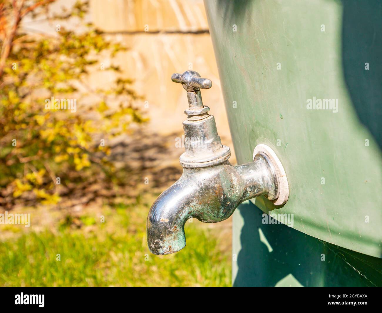 Leaking water tank hi-res stock photography and images - Alamy