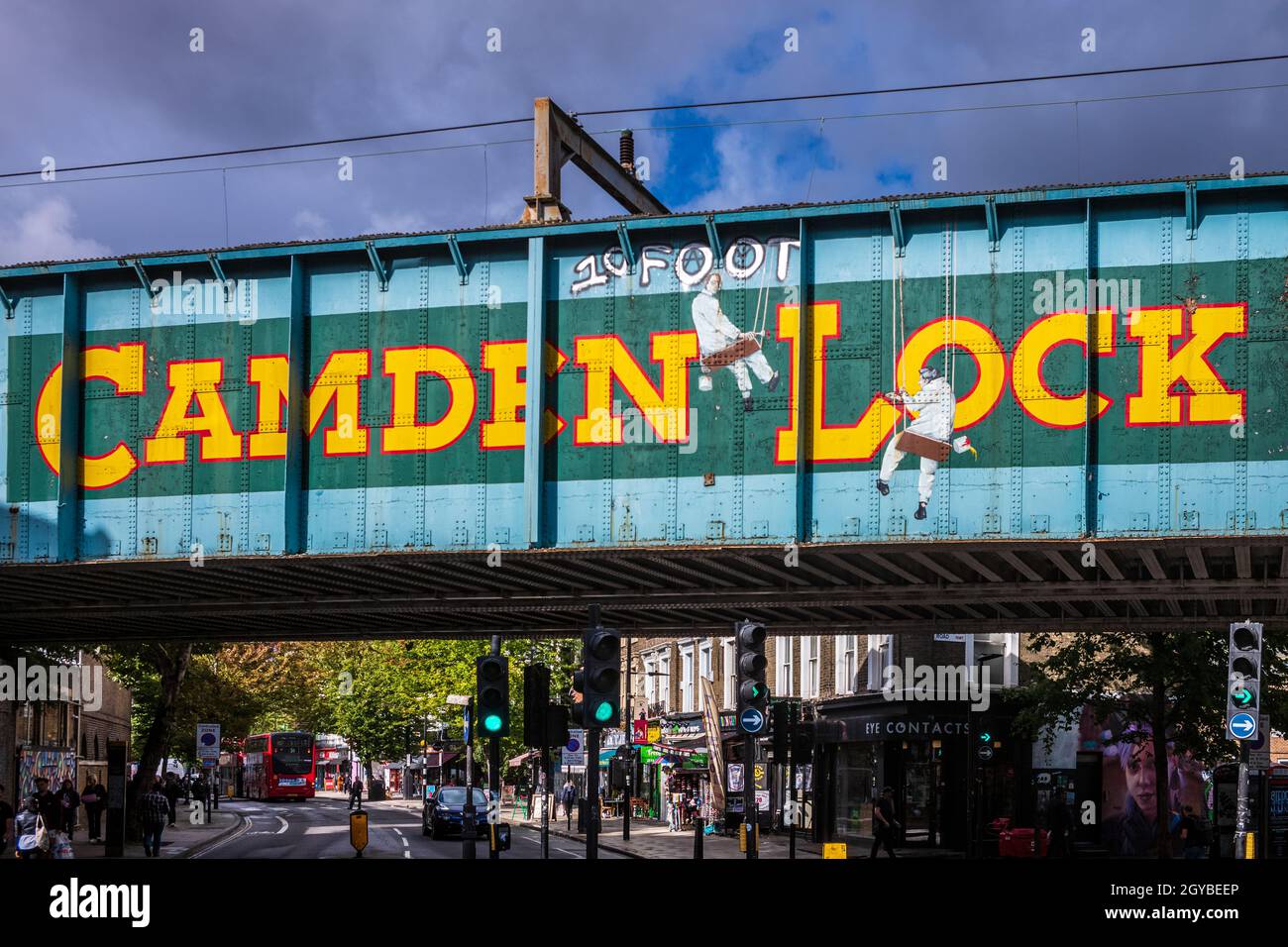 Camden lock bridge hi-res stock photography and images - Alamy