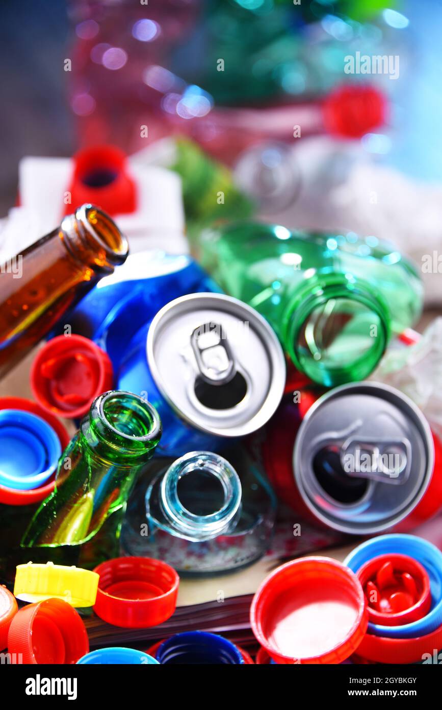 Recyclable garbage consisting of glass, plastic, metal and paper Stock ...