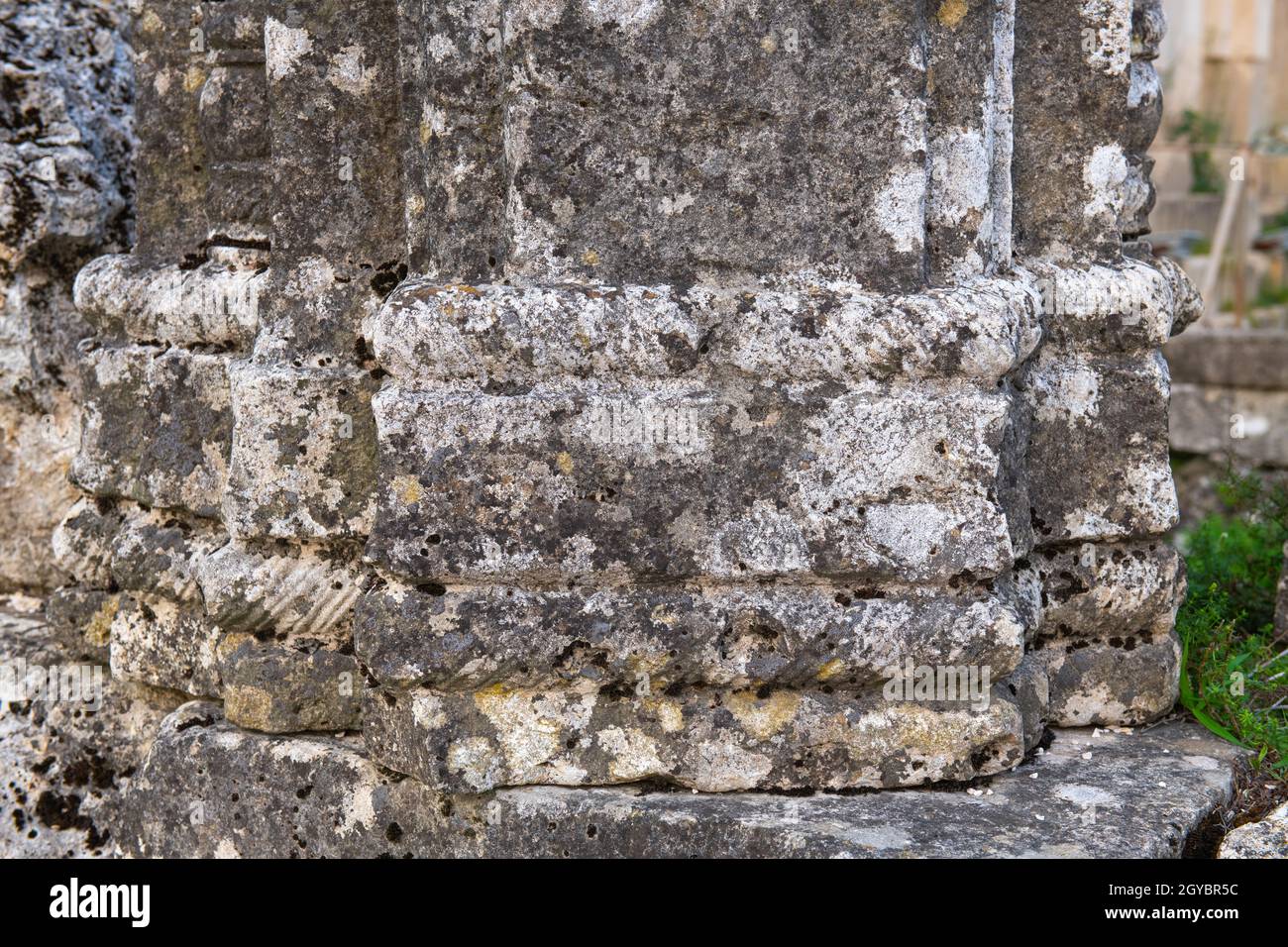 darkened columns in the temple of georgia Stock Photo - Alamy