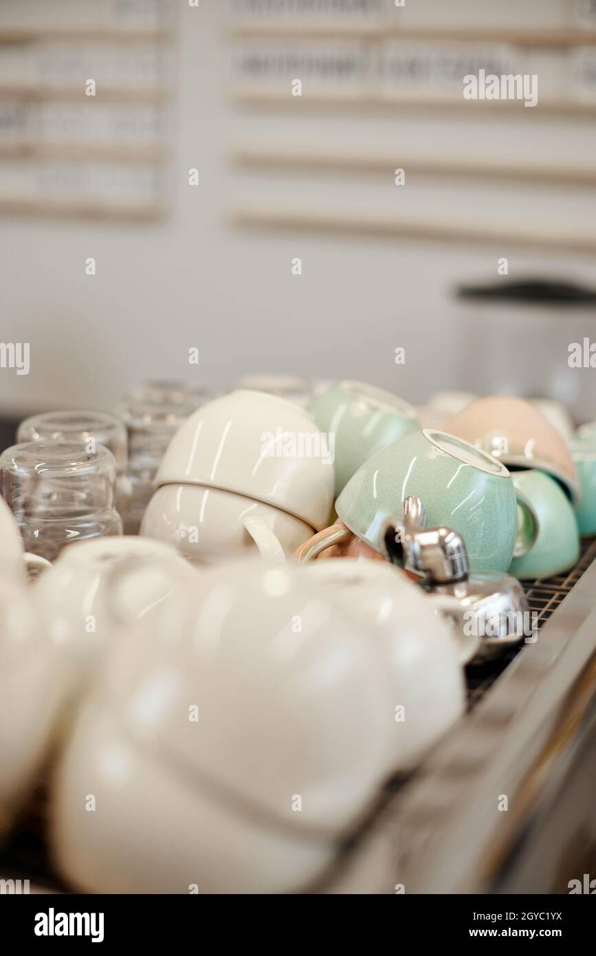 Clean cups hi-res stock photography and images - Alamy