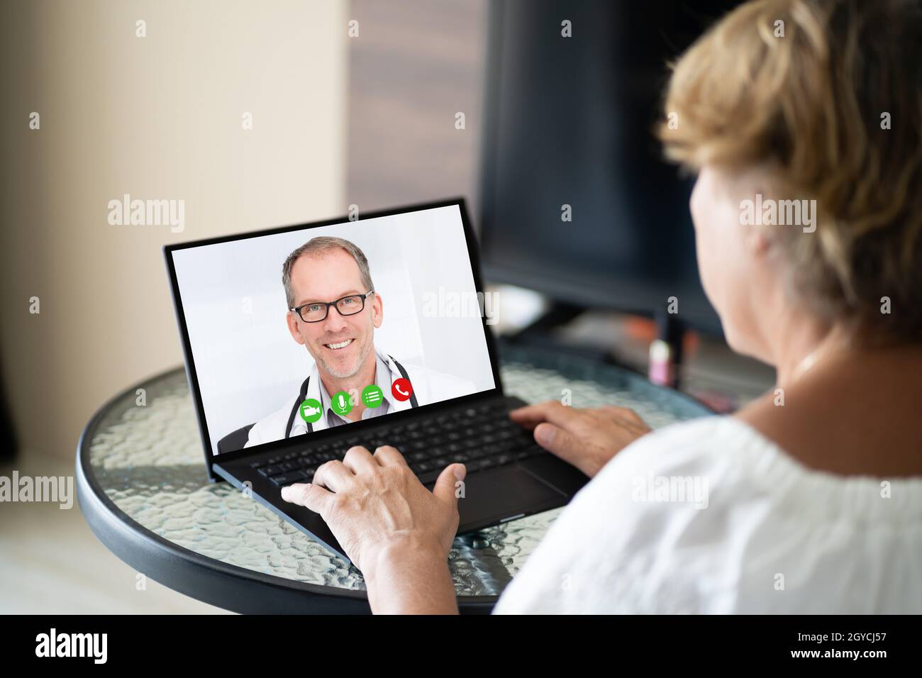 Medical physician hi-res stock photography and images - Alamy