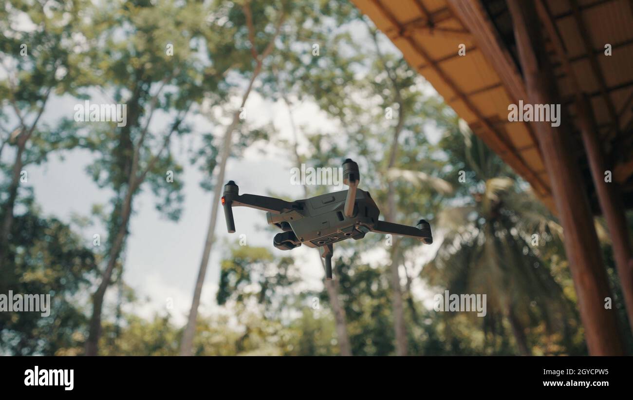 Unmanned flying objects hi-res stock photography and images - Alamy