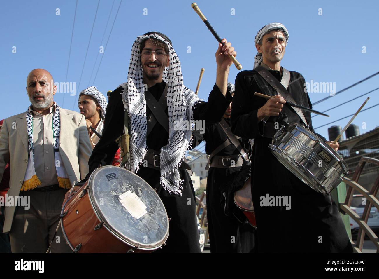 Palestinian wedding hi-res stock photography and images - Alamy