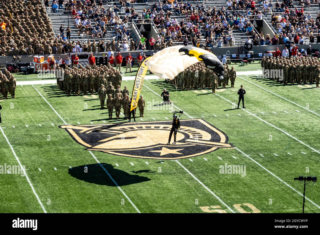 Army football logo hi-res stock photography and images - Alamy
