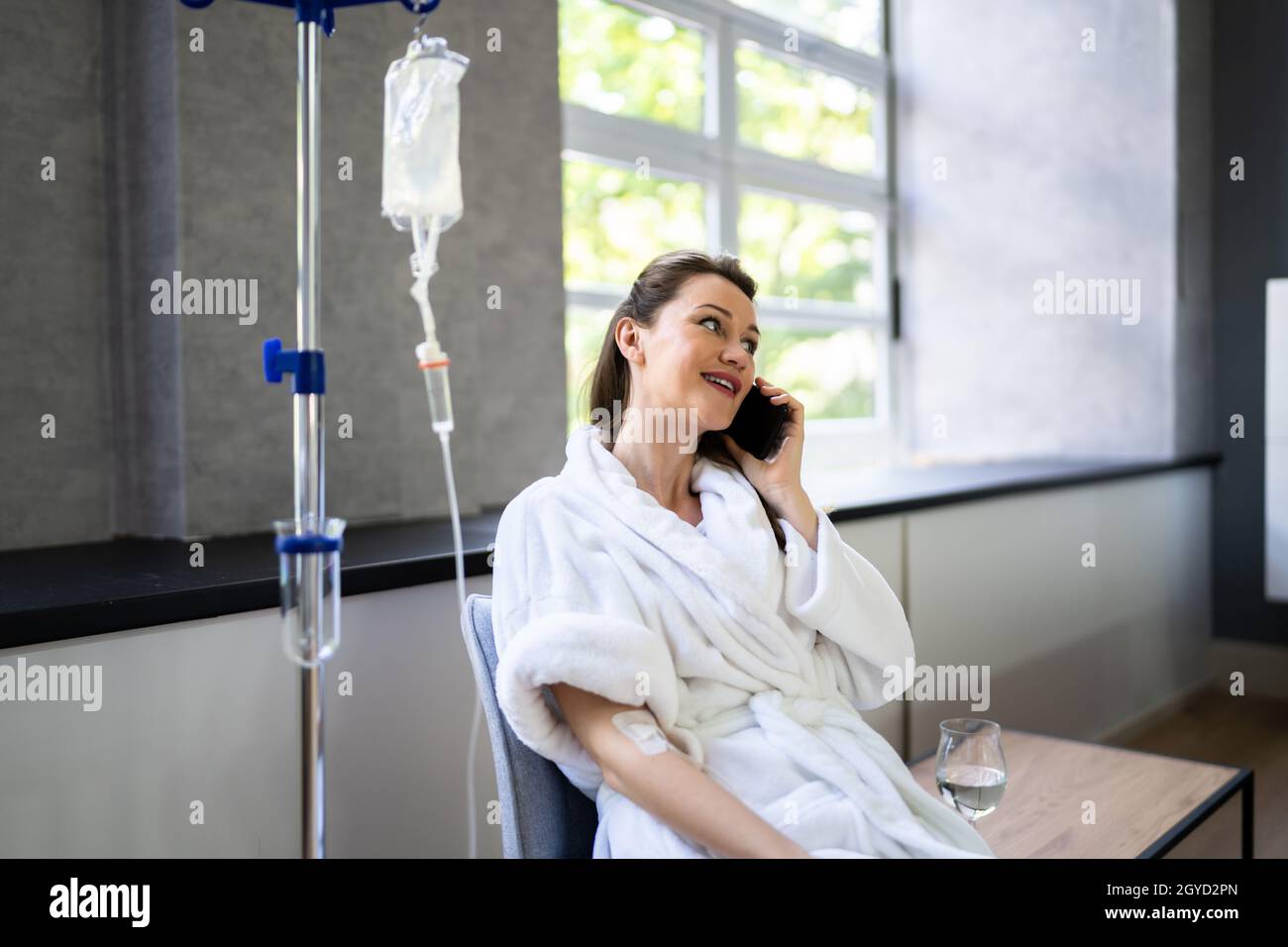 Vitamin Therapy Iv Drip Infusion In Women Blood Stock Photo - Alamy