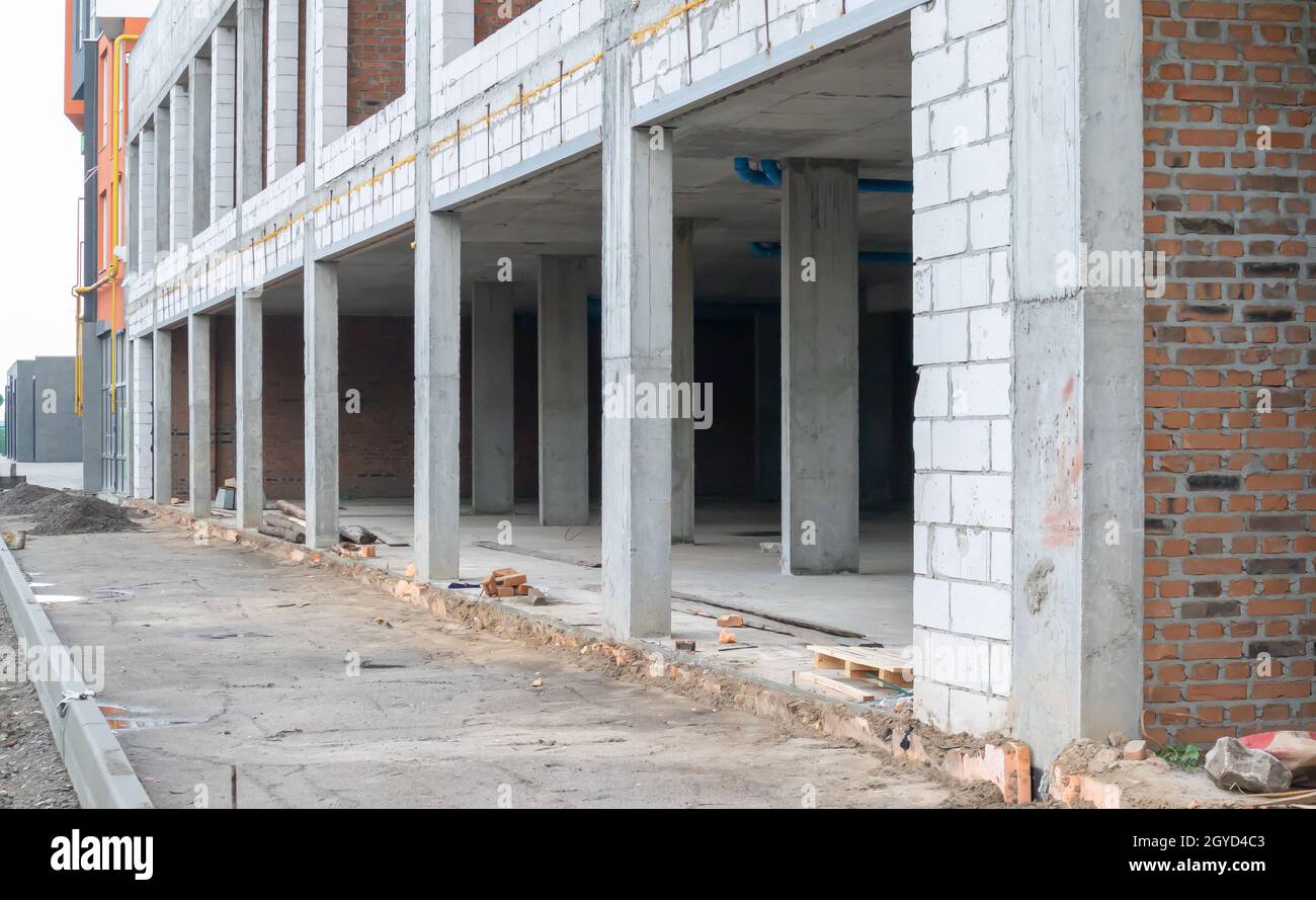 Uncompleted office building hi-res stock photography and images - Alamy