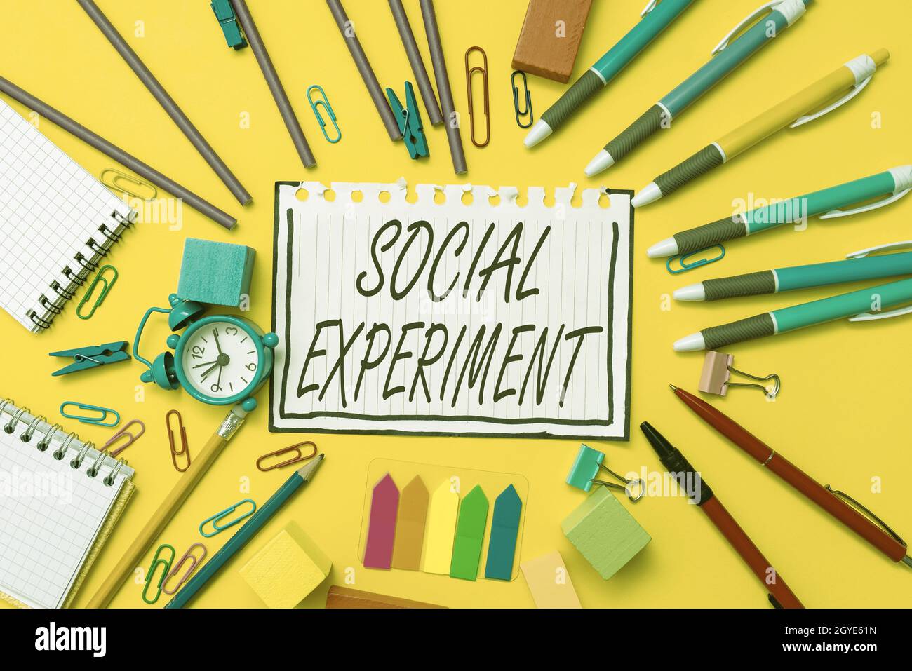 Population experiment hi-res stock photography and images - Alamy