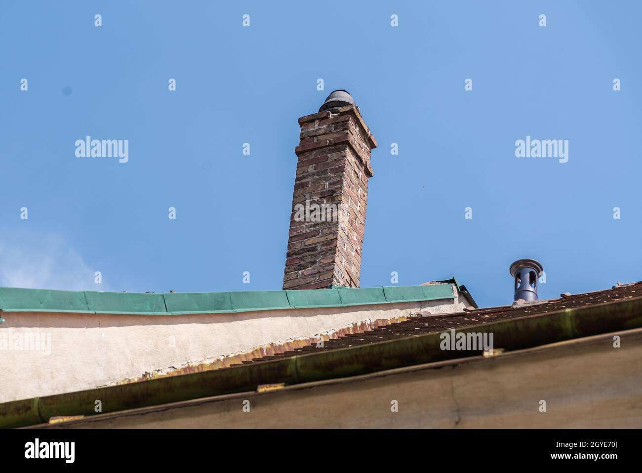Red clinker bricks hi-res stock photography and images - Alamy