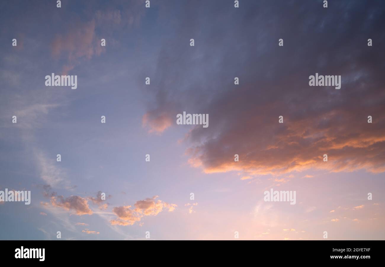 Evening sky with pastel-colored clouds Stock Photo - Alamy
