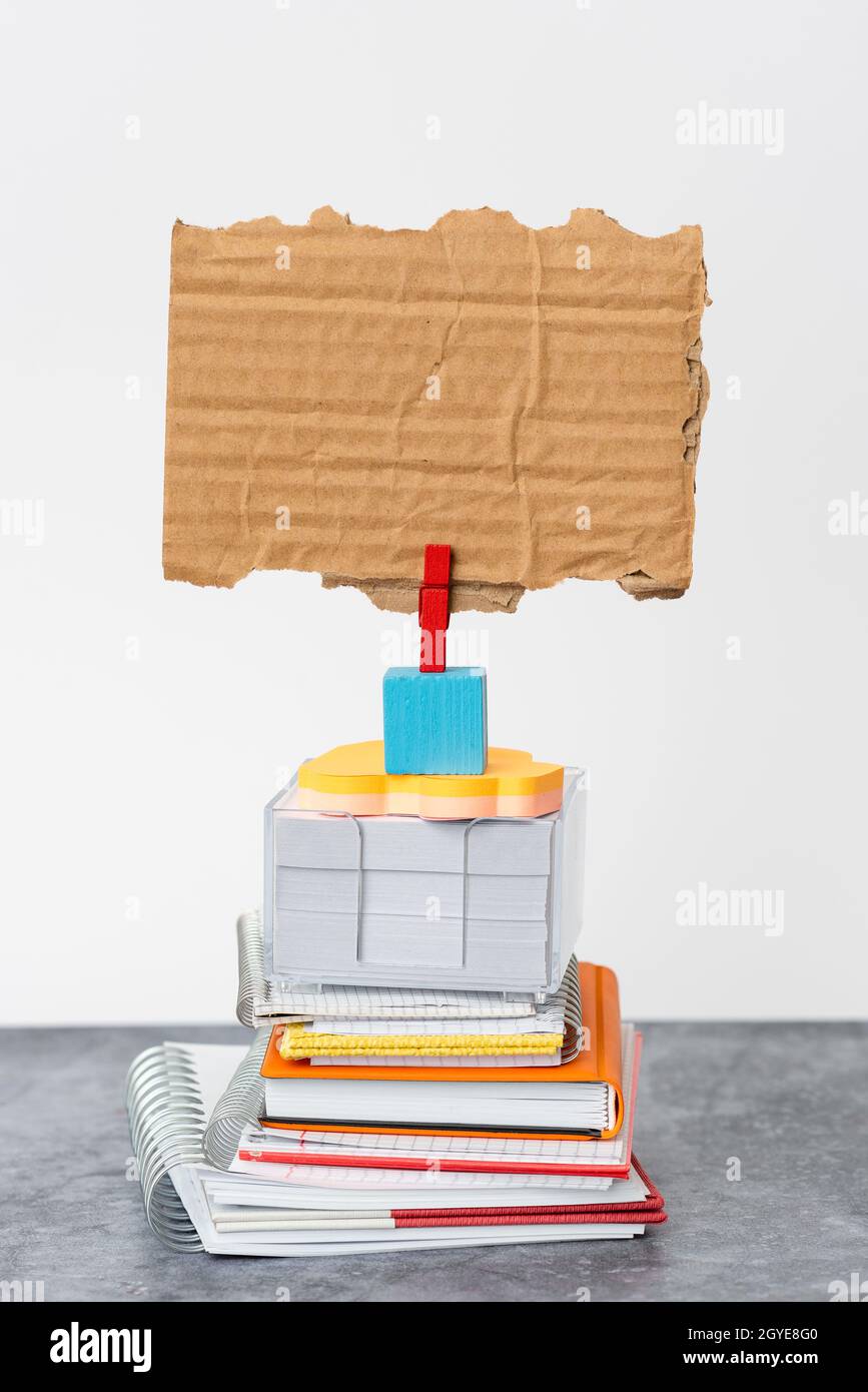 Sorting objects classroom hi-res stock photography and images - Alamy
