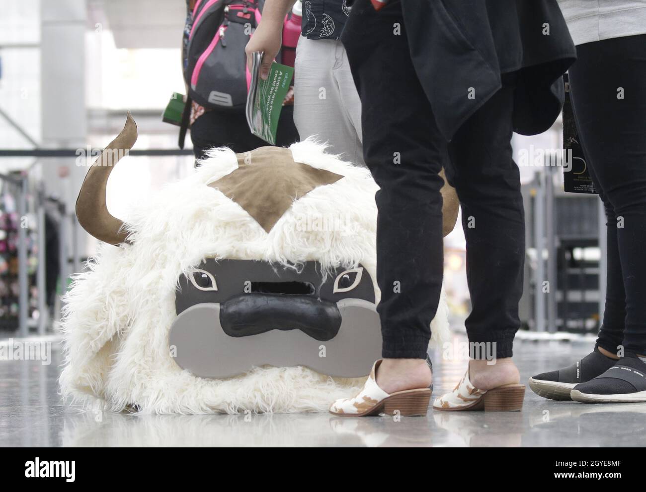 Anime mask hi-res stock photography and images - Alamy