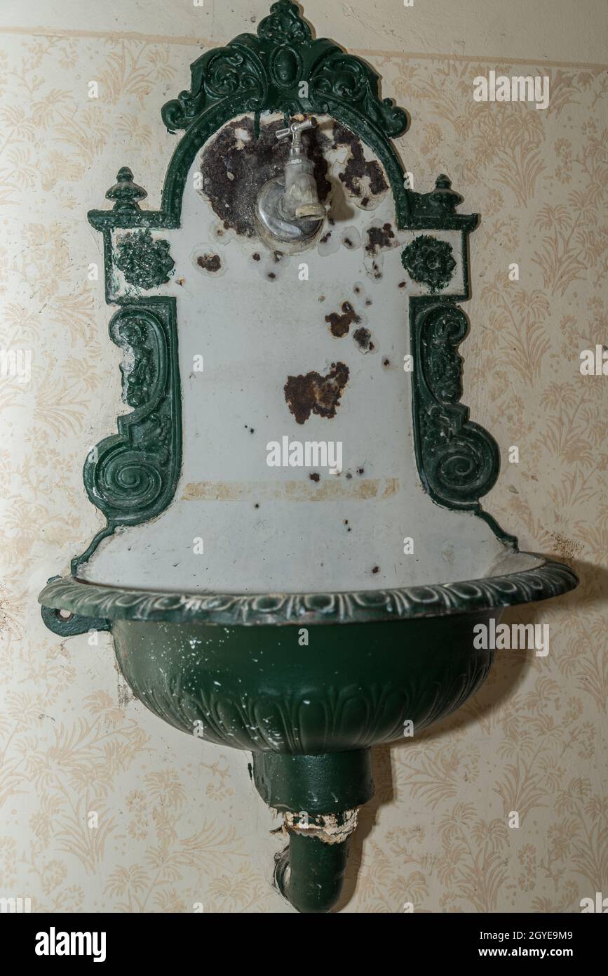 Communal drinking water hi-res stock photography and images - Alamy