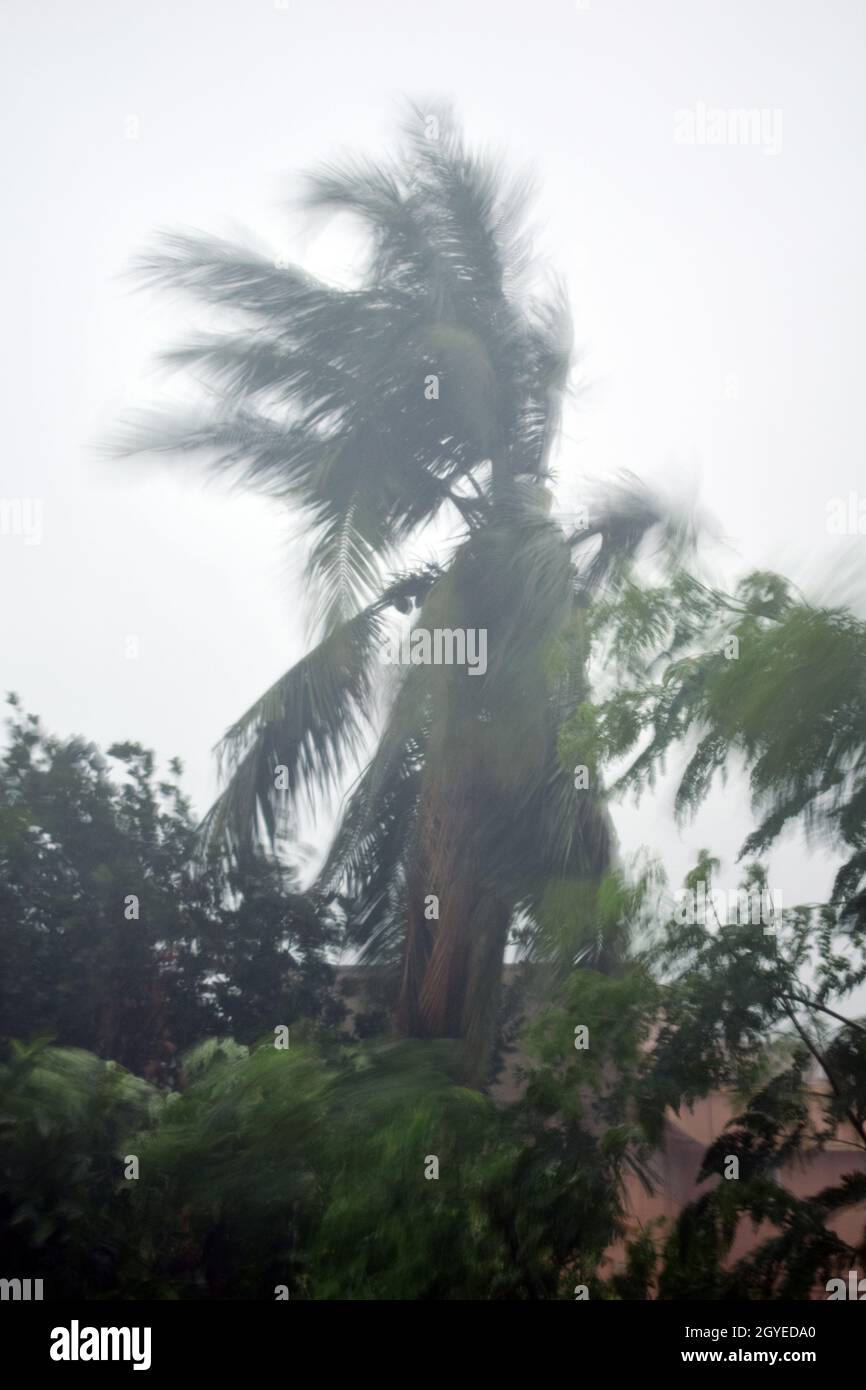 AMPHAN the super cyclone. Cyclonic strom with wind speed 130kmph ...