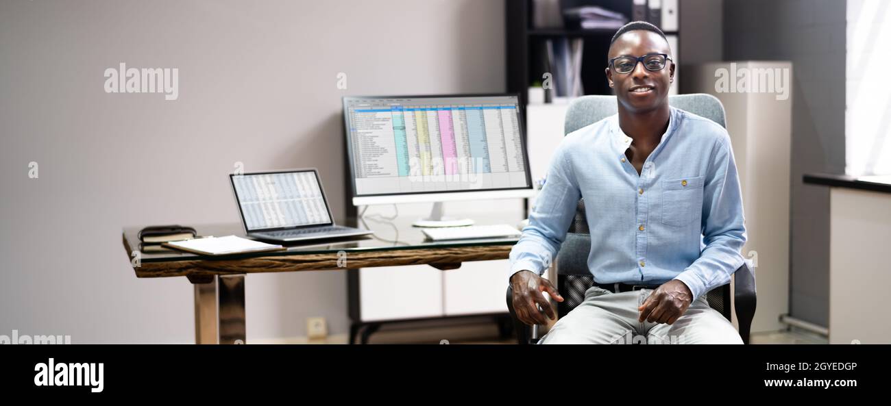 African man using spreadsheet hi-res stock photography and images - Alamy