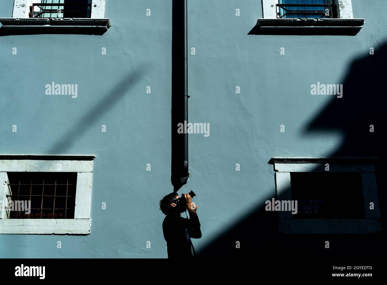 Simple shots hi-res stock photography and images - Alamy