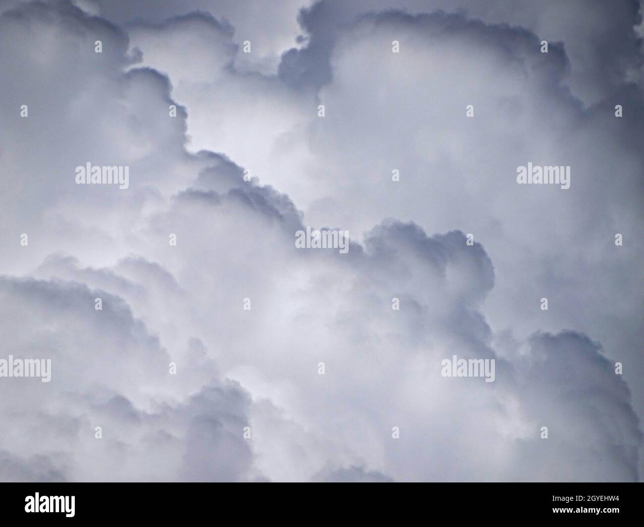 natural clouds,cloud clusters,interesting clouds,sky and rain clouds ...