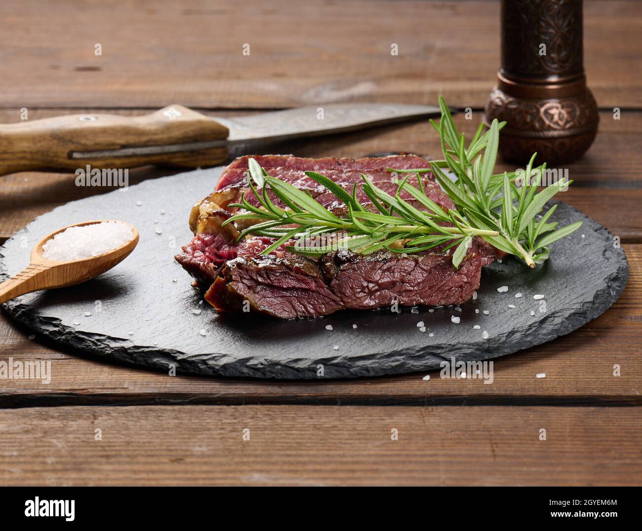 Medium doneness hi-res stock photography and images - Alamy