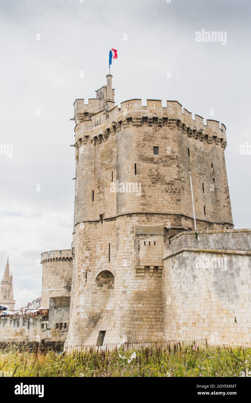 Chain tower saint nicolas tower old medieval harbor hi-res stock ...