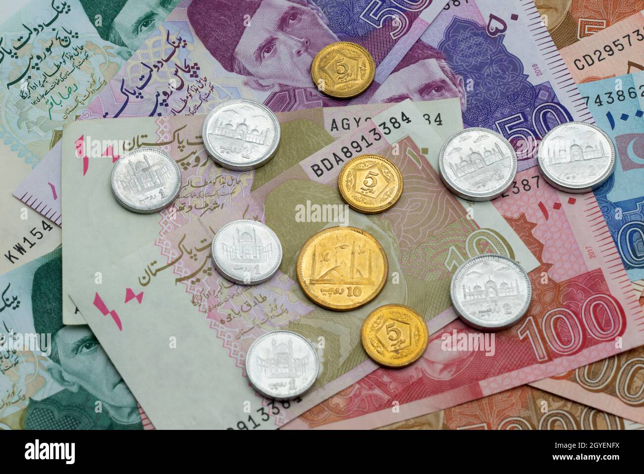 Pakistani Rupees, Pakistani currency notes Stock Photo - Alamy