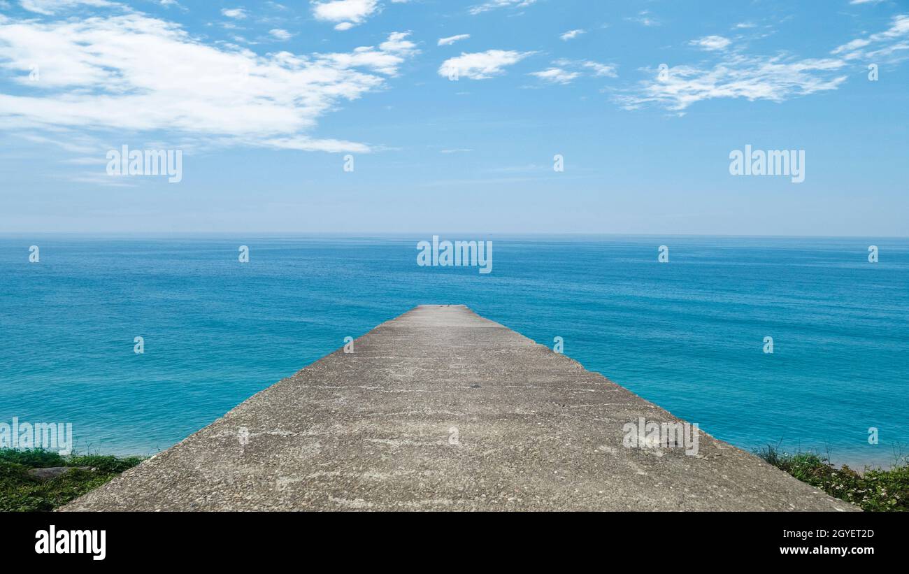 The path to nice sea beach in sunset sunshine with beautiful sky Stock ...