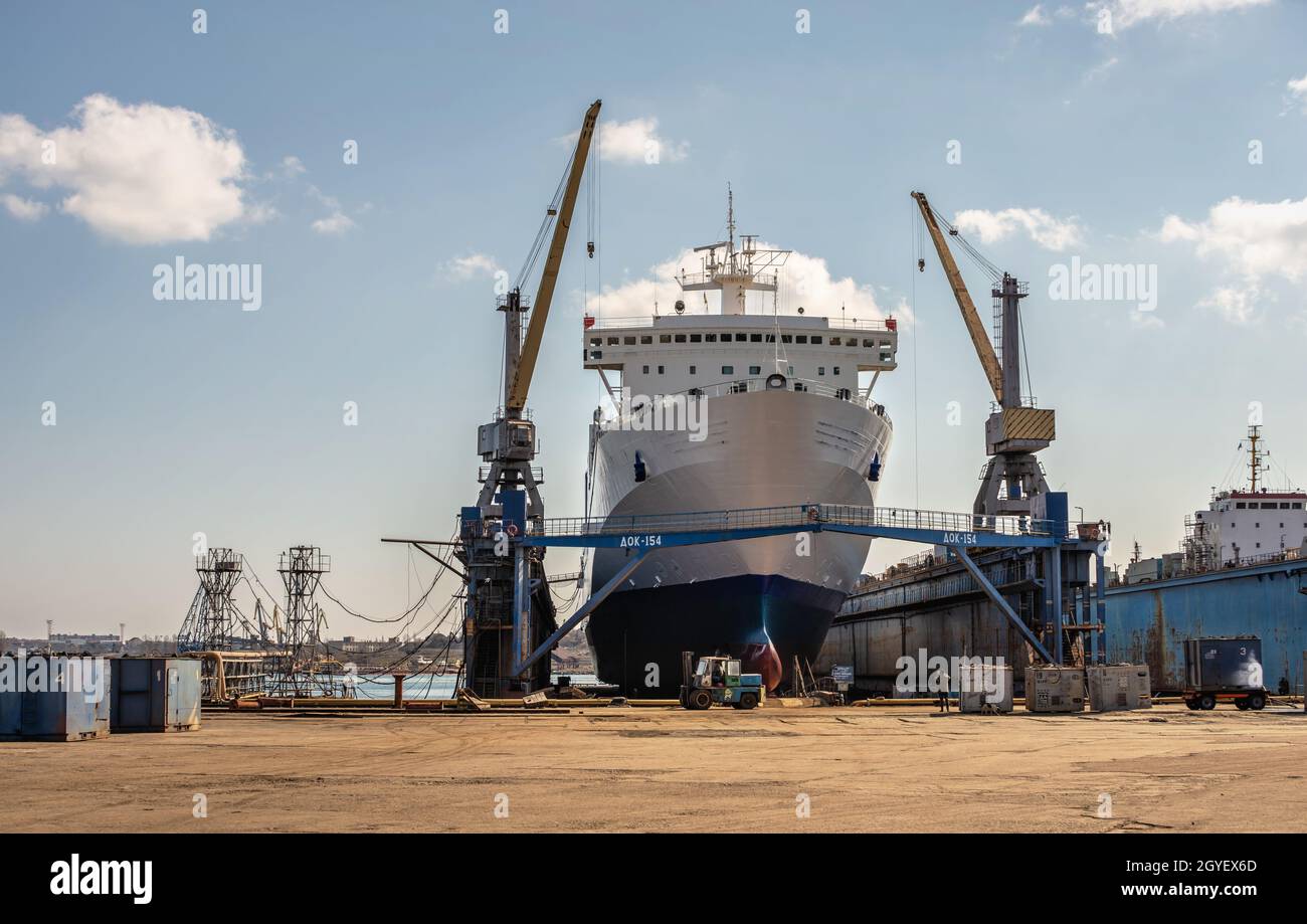 Chernomorsk port hi-res stock photography and images - Alamy