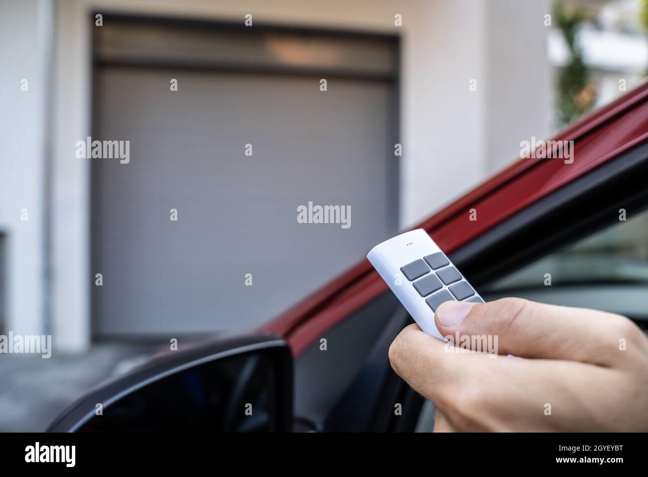 Hand using controller hi-res stock photography and images - Alamy