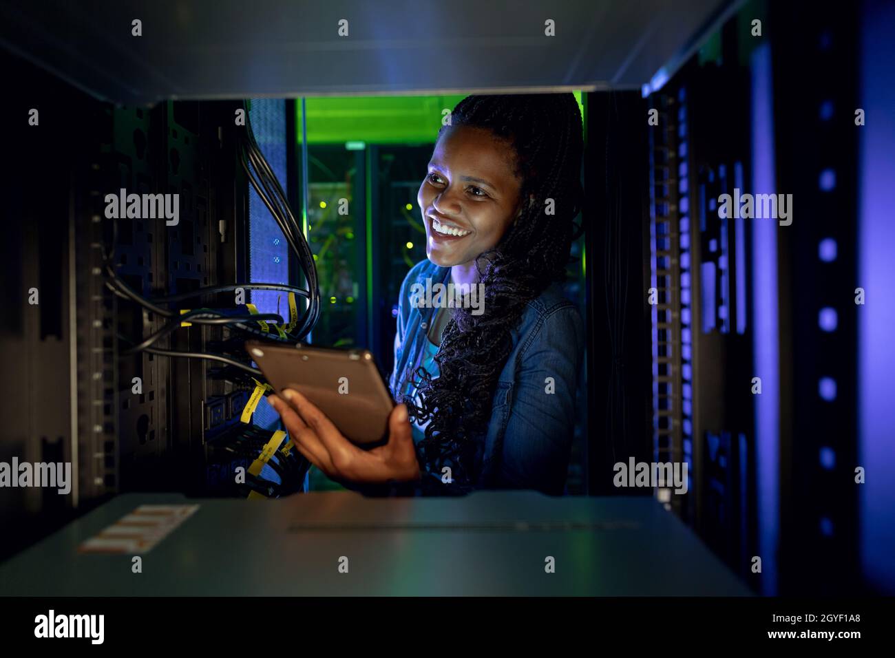 Happy using tech hi-res stock photography and images - Alamy