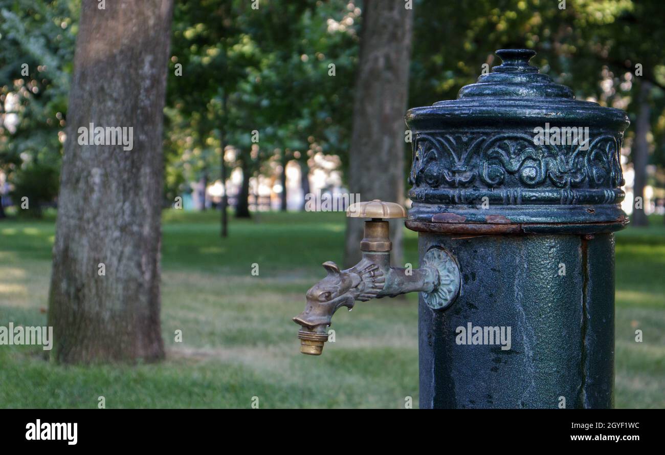 Outdoor faucet side view hi-res stock photography and images - Alamy
